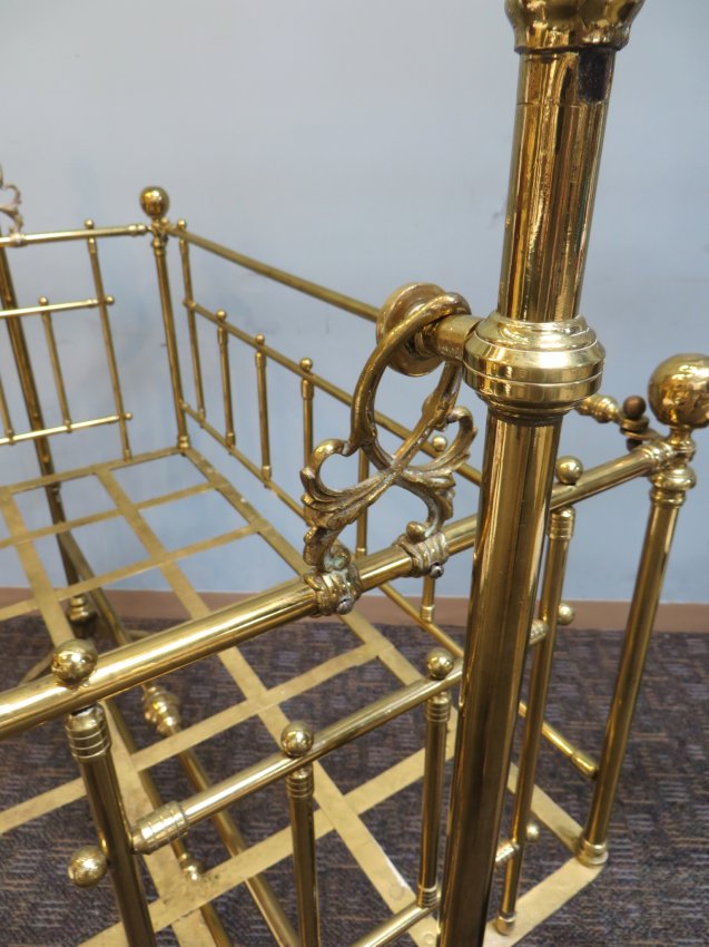 Antique Brass Baby Crib : Lot 181