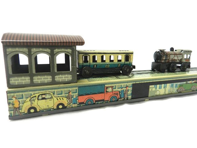 Arnold Tin Wind-Up Train Toy : Lot 1125