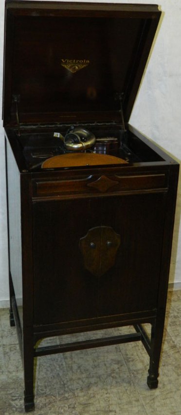 Victrola VV-4-3 Orthophonic mah original finish. : Lot 75