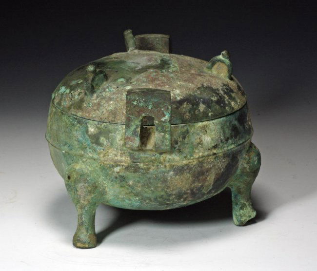 Ancient Chinese Eastern Zhou Bronze Ding : Lot 15