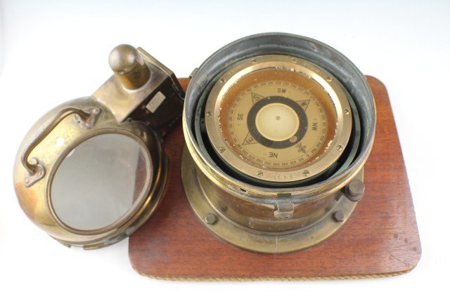 SHIPS BINNACLE COMPASS : Lot 27157