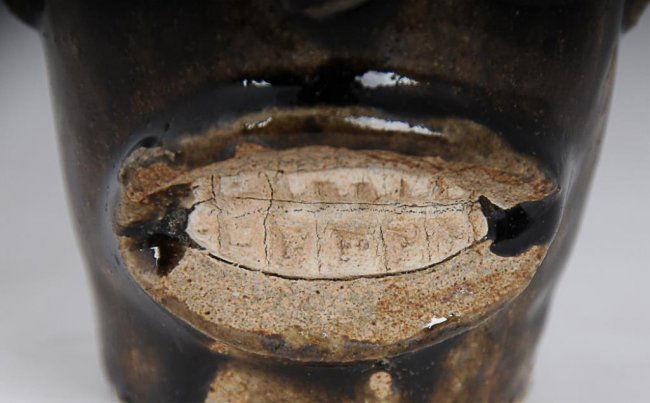 Rare Edgefield Stoneware Face Jug Likely slave made, c. : Lot 162