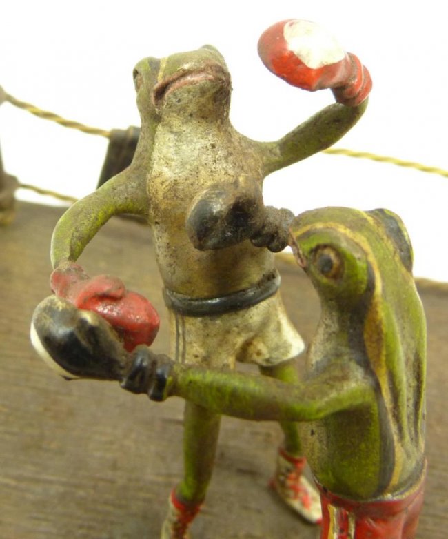 VIENNA COLD PAINTED BRONZE FROGS BOXING GROUP : Lot 174