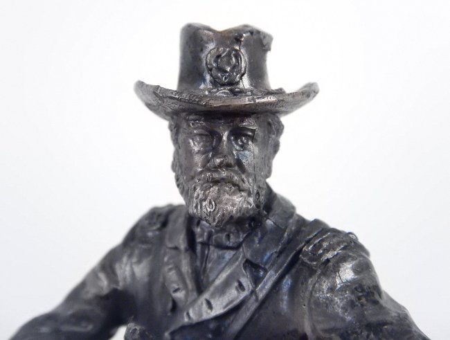 Ronald Cameron, 10 Pewter Figures : Lot 336