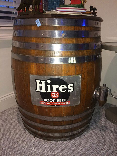 Hires Root Beer Barrel : Lot 62