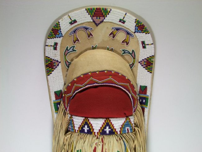 Native American Beaded Cradle Board : Lot 71