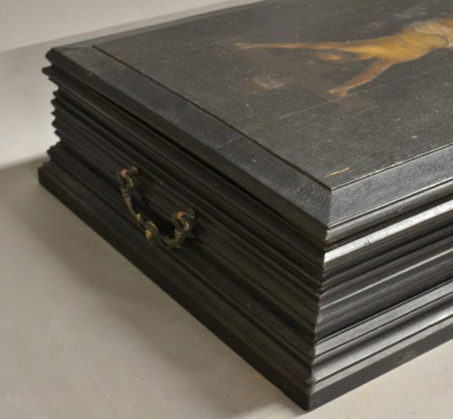 Vampire Hunting Kit in Hand Painted Box : Lot 338