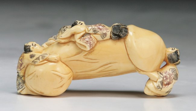 Japanese Antique Carved Polychrome Ivory Shunga : Lot 36