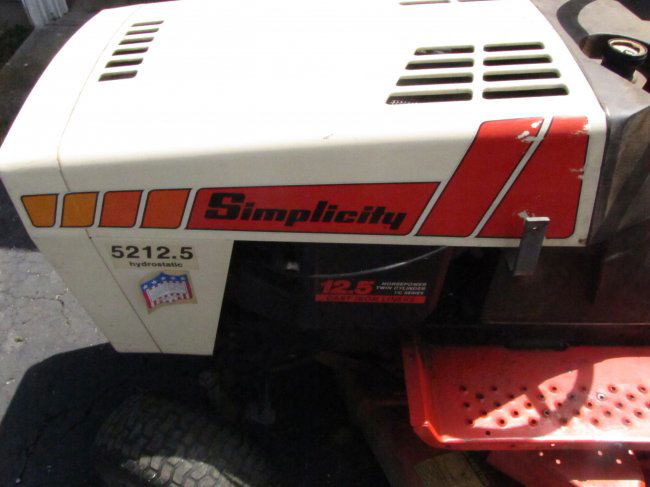 119: 12.5 Hp Simplicity riding mower : Lot 119