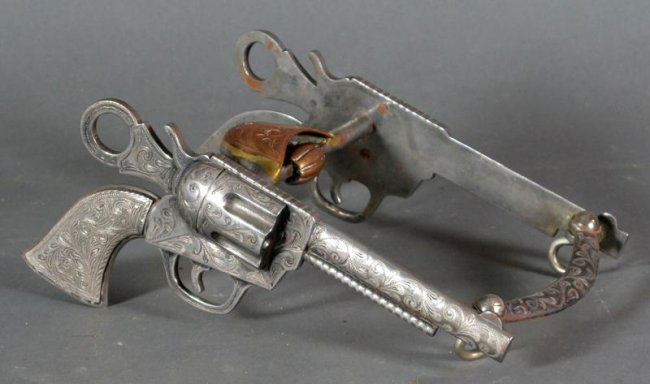 205: FIGURAL MAURICIO'S PISTOL HORSE BIT -highly engrav : Lot 205