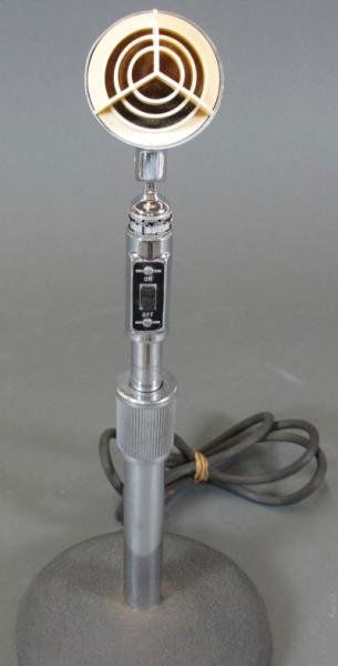 VINTAGE ASTATIC 600S CRYSTAL MICROPHONE : Lot 143