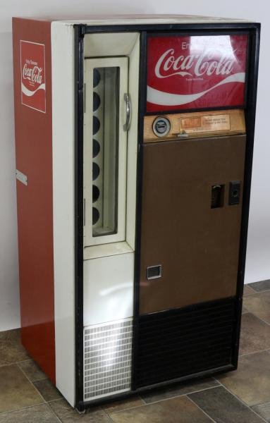 ENJOY COCA-COLA VENDO V63 VENDING MACHINE : Lot 403