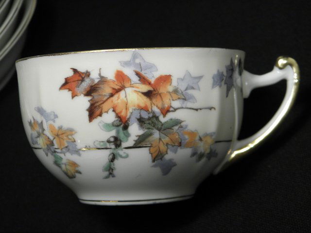 341: ROYAL EPIAG CZECHOSLOVAKIAN PORCELAIN DINNERWARE: : Lot 341