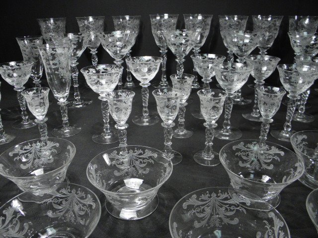 TIFFIN "BYZANTINE" ETCHED CRYSTAL STEMWARE & PLATES: 65 : Lot 403