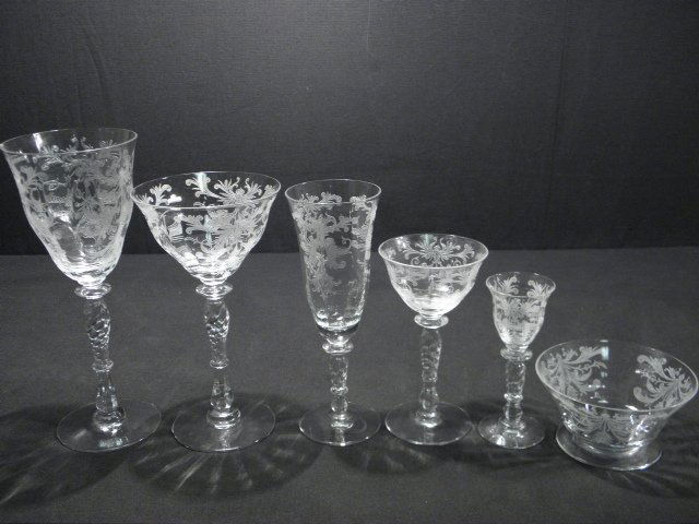 TIFFIN "BYZANTINE" ETCHED CRYSTAL STEMWARE & PLATES: 65 : Lot 403
