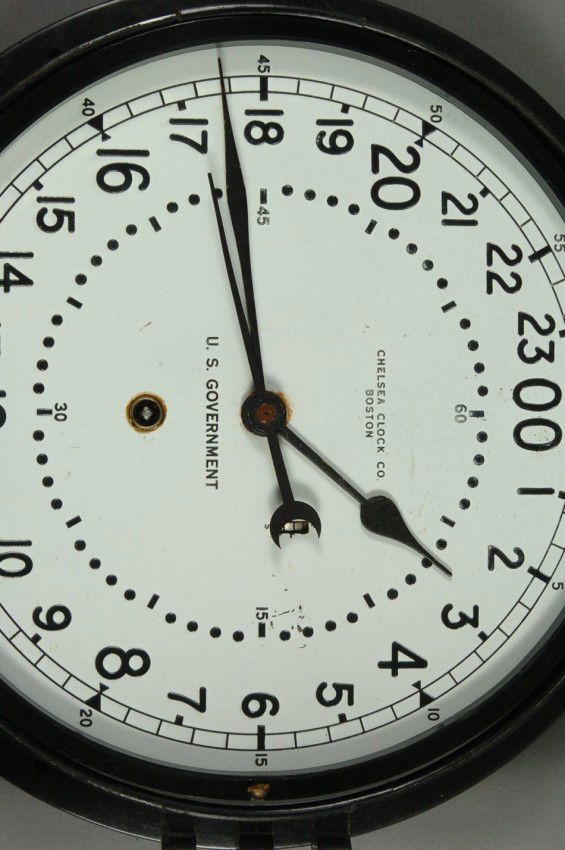 A CHELSEA 24 HOUR US GOVERNMENT CLOCK : Lot 169