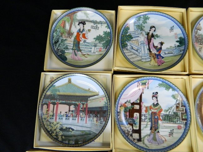 12 Zhao Hui Min Porcelain Chinese Collector Plates : Lot 328