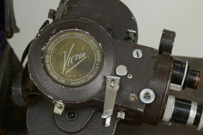 VICTOR CINE CAMERA MODEL 5, Victor Animatograph Corp., : Lot 416
