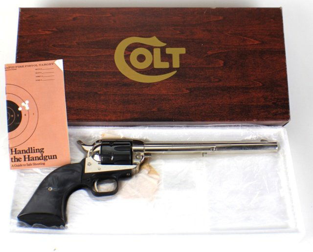 COLT BUNTLINE .22 CAL PEACEMAKER REVOLVER : Lot 1061