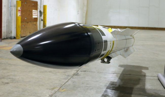 US GUIDED MISSILE DUMMY ROUND MK59 MOD3 IN CRATE : Lot 14230