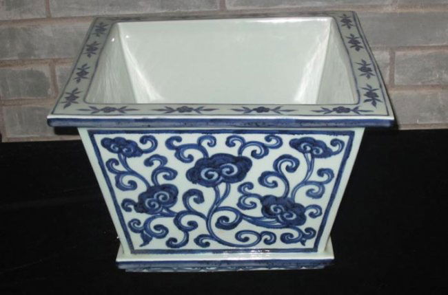 Large Ming Chinese Blue and White Porcelain Flower Pot : Lot 3004