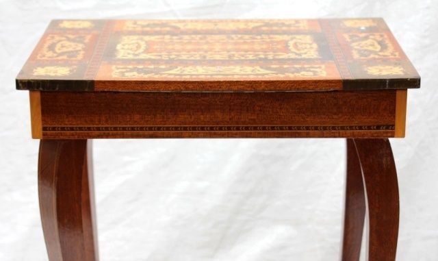 ITALIAN WOODEN INLAY REUGE MUSIC BOX TABLE : Lot 316
