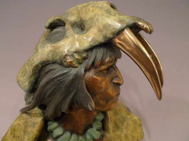 DAN GARRETT SIGNED NATIVE AMERICAN BRONZE SCULPTURE : Lot 69
