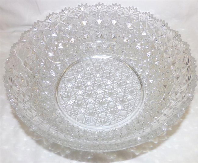 Large Cut Glass Bowl in the Daisy & Button Pattern; : Lot 78