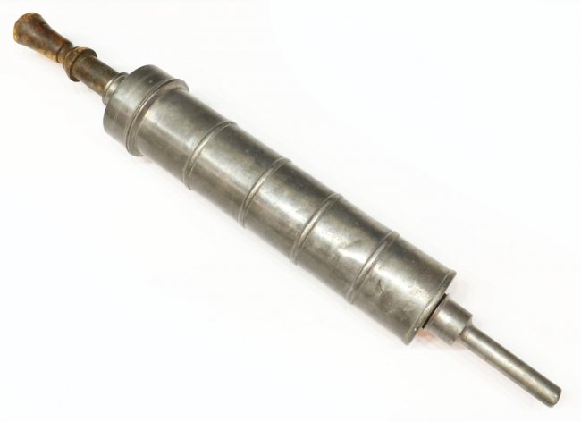 (12) ANTIQUE & VINTAGE VETERINARY TOOLS : Lot 553