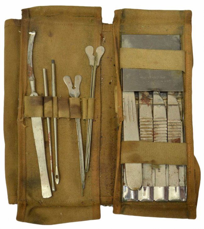 (12) ANTIQUE & VINTAGE VETERINARY TOOLS : Lot 553