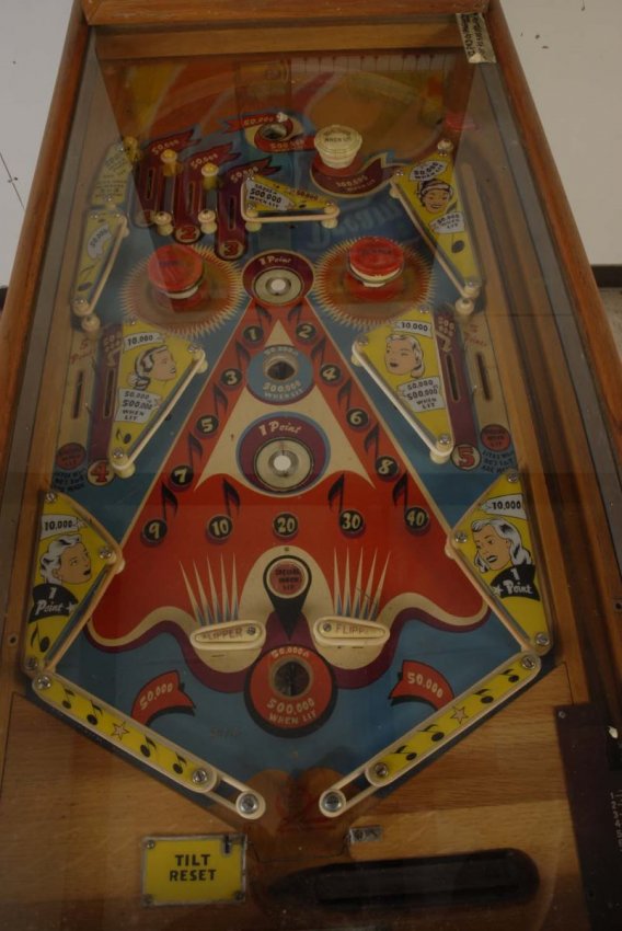 1950 Williams Dreamy Pinball Machine. : Lot 1527