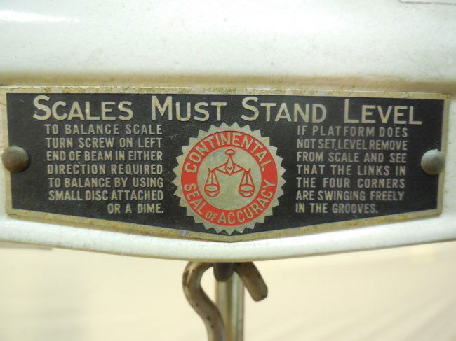 Vintage Continental Scale Works Medical Scale : Lot 11