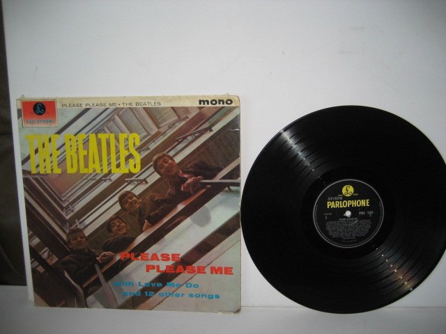 Paul McCartney Signed fake 3 Beatles signature 1963 LP : Lot 1A