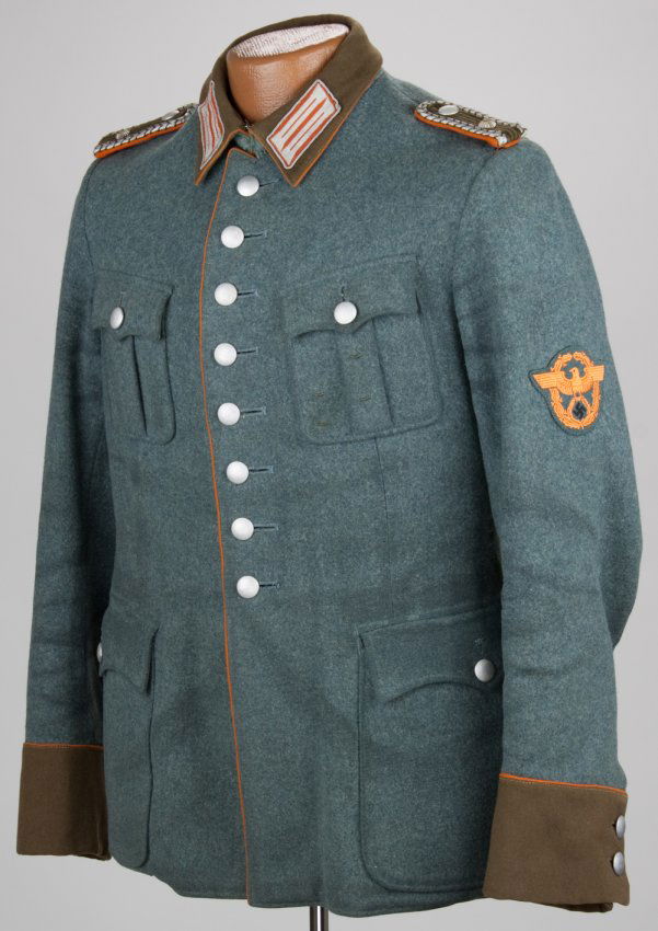 307: GERMAN GENDARMERIE LIEUTENANT'S UNIFORM : Lot 307