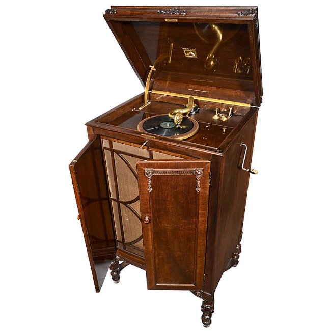 HMV Upright Grand Model 203 Gramophone, c. 1930 : Lot 403