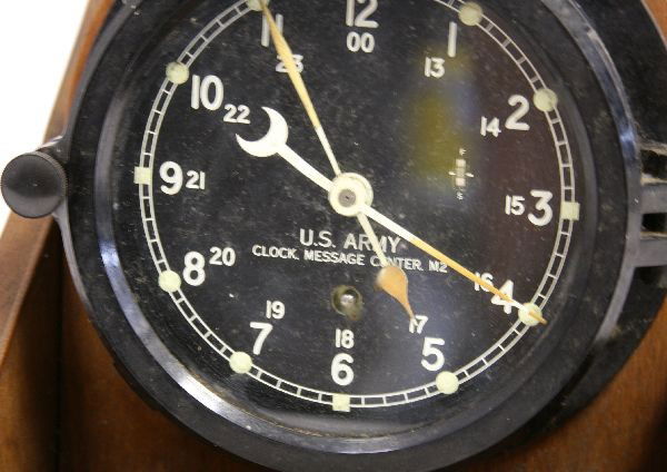 US ARMY CHELSEA CLOCK MESSAGE CENTER M2 BOXED : Lot 3049