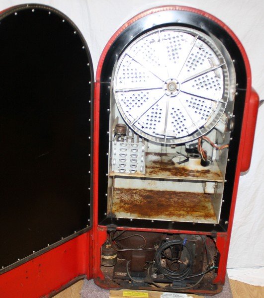 VINTAGE 1940S JACOBS 26 COCA COLA MACHINE : Lot 8012