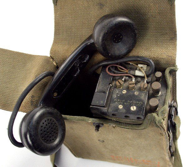 A PAIR OF WWII US ARMY FIELD PHONES : Lot 9419