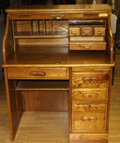 SOLID OAK ROLL TOP COMPUTER DESK : Lot 6355