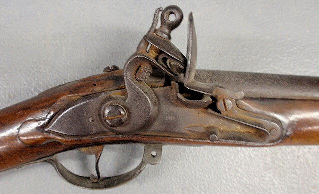 Dutch flintlock long rifle, 18th c., with brass butt pl : Lot 590