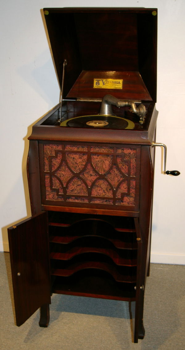 2272: Victrola Vitanola Phonograph Talking Machine : Lot 2272
