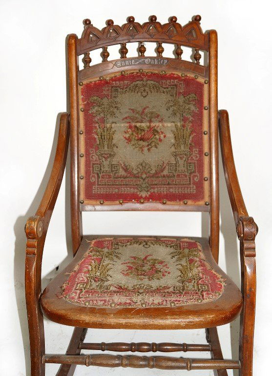 Victorian Folding Rocking Chair : Lot 5524