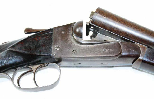 Ithaca Hammerless 12 Gauge Stagecoach Shotgun : Lot 103