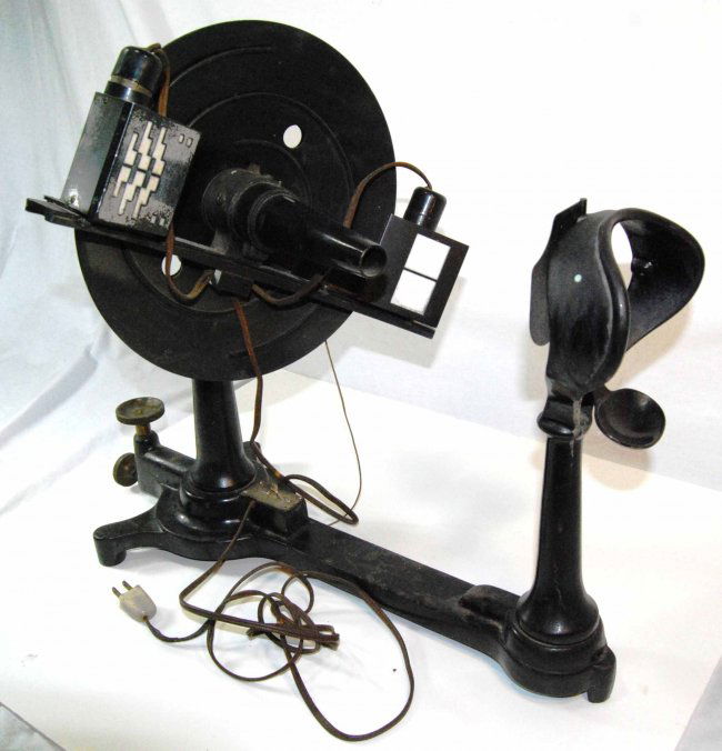 Antique Ophthalmometer by General Optical Company : Lot 250