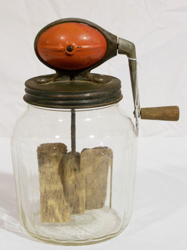 28: Antique Daisy Butter Churn : Lot 28