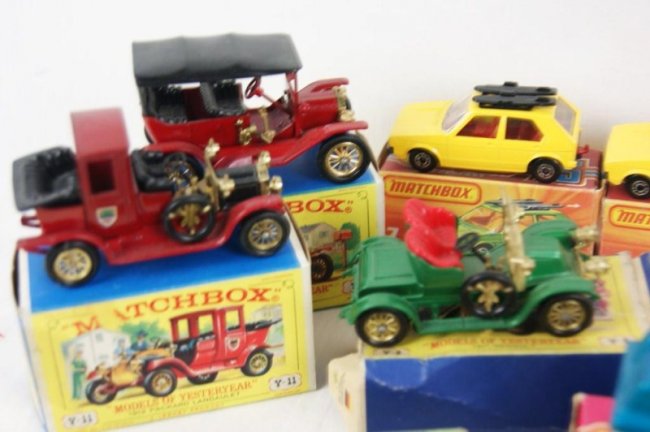 372: Collection of Vintage 70's & 80's Matchbox cars : Lot 372