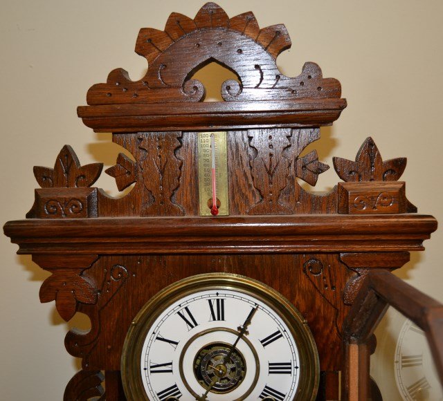Ingraham Gingerbread Clock : Lot 26