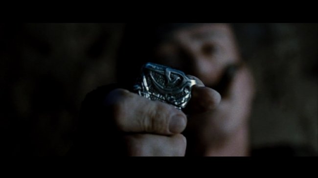 Barney Ross signature silver Expendables Skull lighter : Lot 10