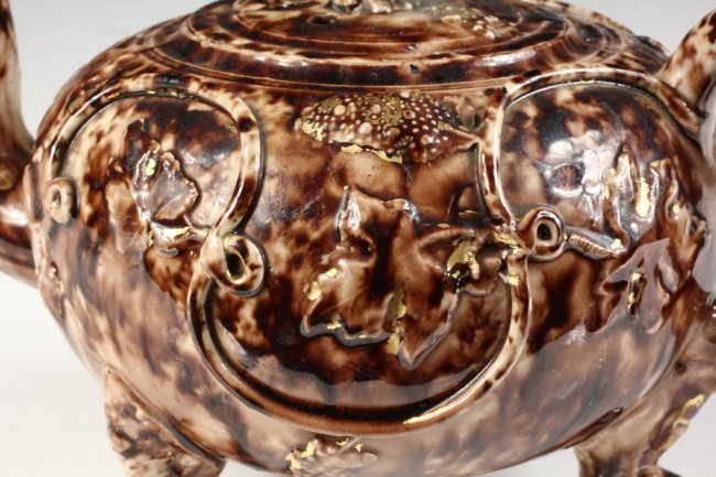 TEAPOT - Rare 18th c. Whieldon Pottery Soft Paste : Lot 8
