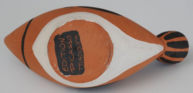 Pablo Picasso / Madoura Fish-Shaped Water Pitcher : Lot 7